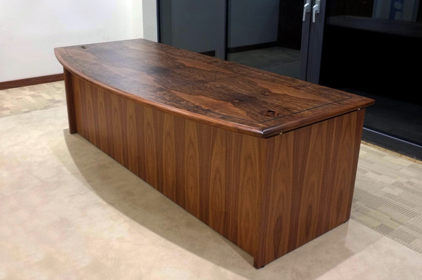 Executive office desks | HK Designs